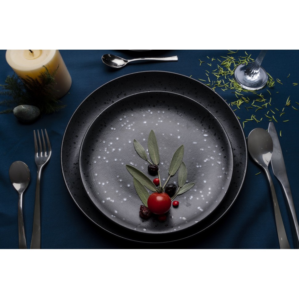 Plato Bajo 27cm Cinder Black Ariane